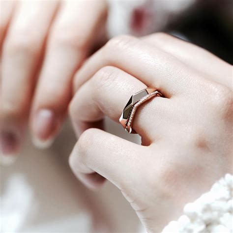 바이가미 청담본점 바이가미 큐브 커플링 큐브 디자인의 구조적인 아름다움 👏🏻 서로 다른