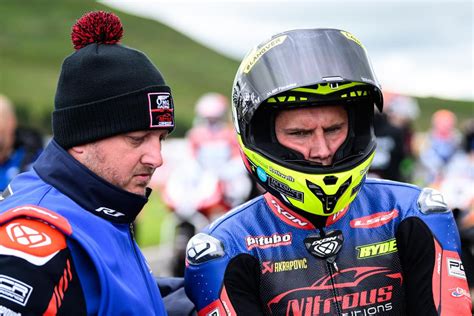 More Bad Luck As Gap Opens At The Top For Champion Kyle Ryde