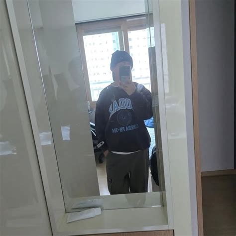 Moty Moty2 002 On Threads