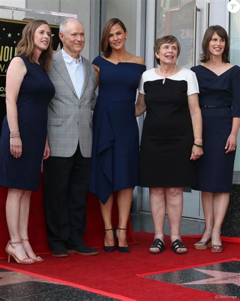 Susannah Carpenter Bill Garner Jennifer Garner Patricia Garner Lactrice Reçoit Son étoile