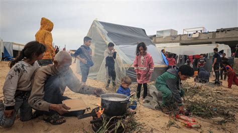 Young People Set Up Initiatives To Help Gaza Displaced