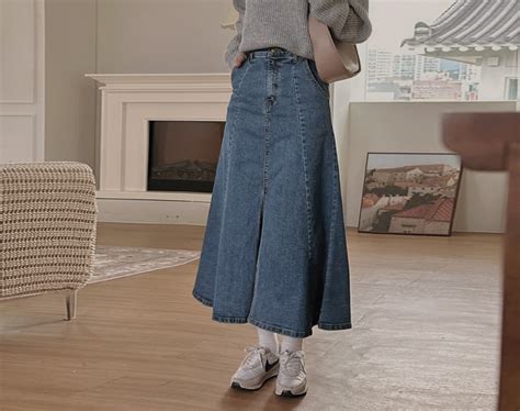 리리앤코 무료배송 홀리피 히든밴딩 플레어 데님 롱 스커트 가을 신상 가을룩 데일리룩 여행룩 공항룩 데이트룩 캐주얼룩 캠퍼스룩 러블리룩 유니크룩 밴딩스커트 트임스커트