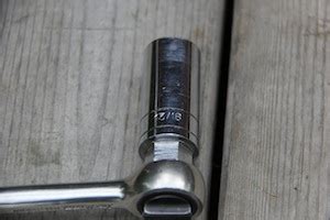 Simple Way To Clean A Spark Plug Cottage Tips