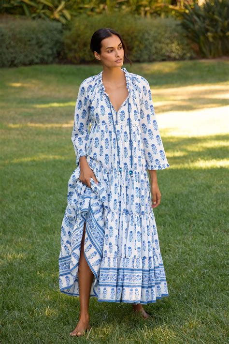 Ros Garden 소니아 미디 드레스 앤트로폴로지 한국 공식 스토어 유니크한 여성 패션 및 라이프스타일 편집샵 200개이상의 프리미엄 브랜드 여성 의류