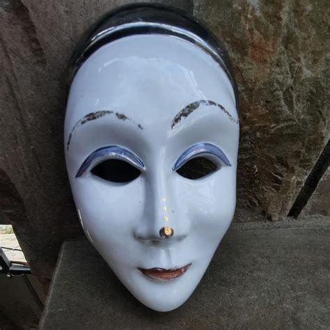 Фарфорова маска — ціна 400 грн у каталозі Настінний декор Купити товари для дому та побуту за