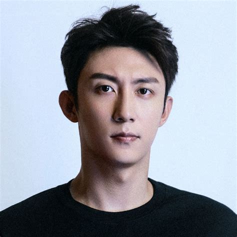 第8期：极挑兄弟上演限定时装秀 潮”爆了综艺高清完整版视频在线观看腾讯视频