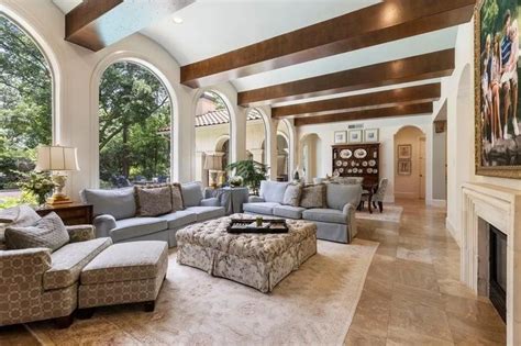 Golfer Jeff Maggert Sells His Luxurious 23m Texas Home