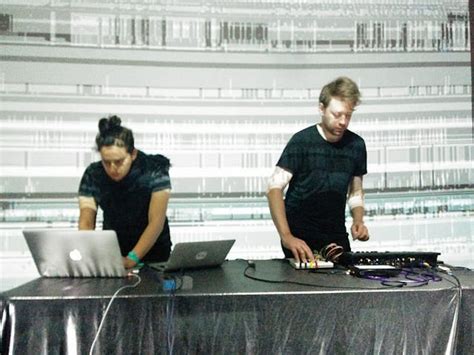 Explainer Interactive Composition