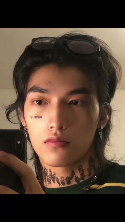 순둥한 얼굴에 그렇지 못한 몸매 Youtube