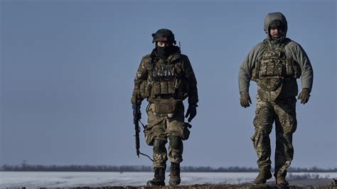 Глава комитета начштабов США утверждает что Украина продержится в конфликте дольше России — РТ