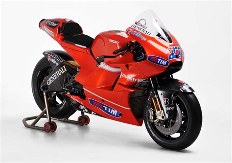 Moto Gp Bikes Wallpapers Wallpaper Cave