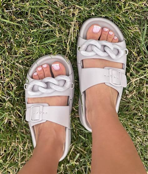 Жіночі сірі шльопанці — ціна 459 грн у каталозі Шльопанці Купити жіночі