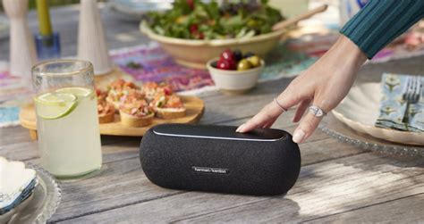 Harman Kardon ‒ нові акустичні системи Портатив. Блог.
