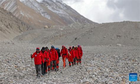Chinese Scientific Expedition Team Returns Safely To Mount Qomolangma Base Camp Global Times