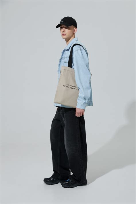 Бежевий шопер Sex Is Cool Message Bag від купити в Utopia 8 з