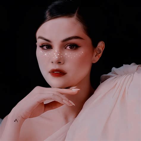 دانلود بهترین آهنگ های سلنا گومز طرفداری