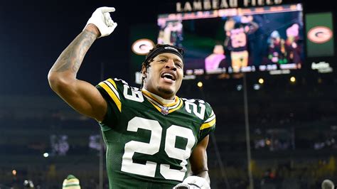 Packers Rasul Douglas Raises Eyebrows With Bizarre Play Vs Lions Fox News