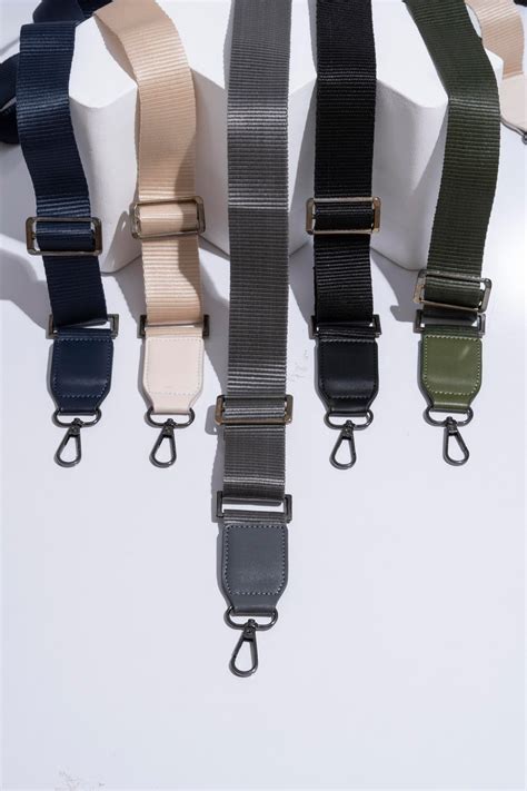 خرید اکسسوری کیف زنانه و کفش انواع اکسسوری【اکسسوری کفش زنانه】