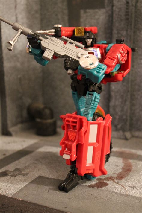 Essexs Toys • Transformers Reveal The Shield Perceptor The