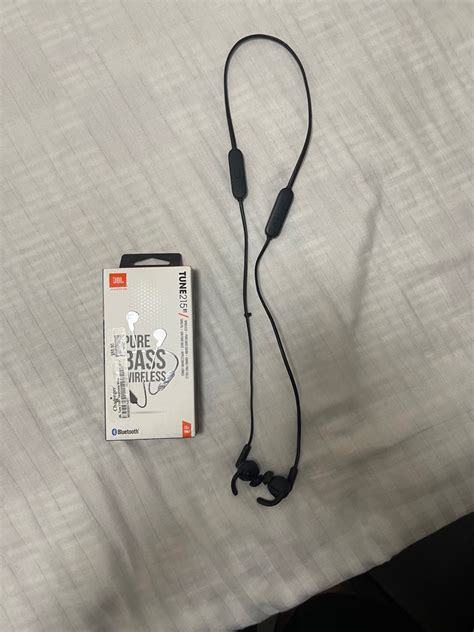 Jbl Tune Bt Negotiable Audio Earphones On Carousell
