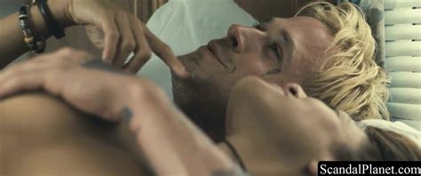 Eva Mendes Nude Pics Scenes And Porn Scandal Planet