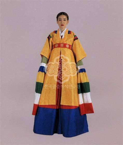 한국궁중복식연구원