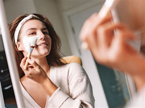 Косметологи назвали небезпеку народних косметичних засобів