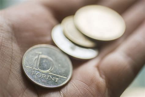 Elfogyott a forint ereje : r/Napihu