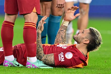 Ahmet Akar Djiku Mauro Icardiye Yumruk Ve Tokat At Yor K Rm Z
