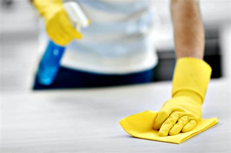 In California, Cleaning Products Come Clean on Ingredients | EWG