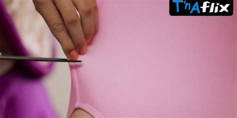 Carson Meyer Bikini Scene In Spf 18