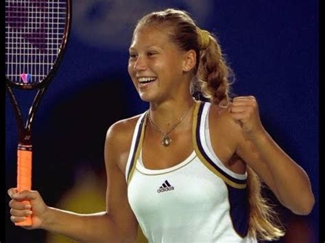 Kournikova/Hingis vs Davenport/Zvereva Australian Open Final 1999 - YouTube