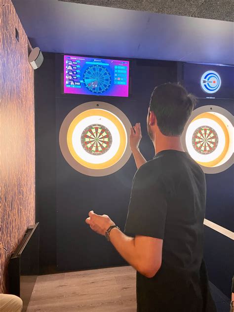 Darts Bar In Paris Pissup Stag Dos
