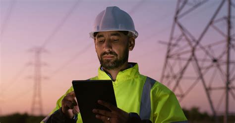 Field Service Management Vs Mobile Workforce Management Key