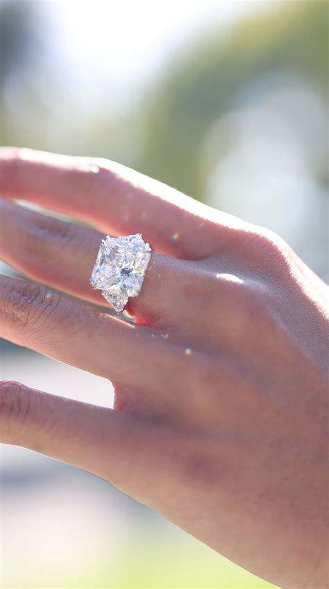 Jessica Ring 9k White Gold Carat London Uk