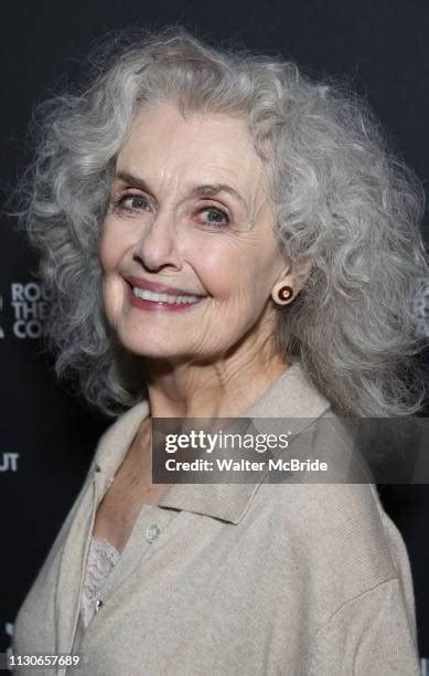 Mary Beth Peil Photos And Premium High Res Pictures Getty Images