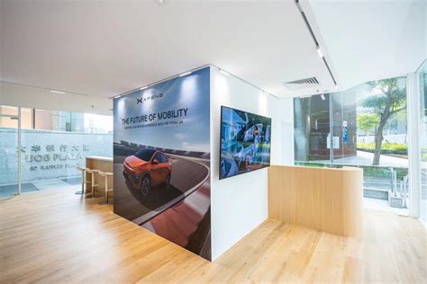 Xpeng G6 Debuts In Singapore With Pop Up Showroom At Uob Plaza 2