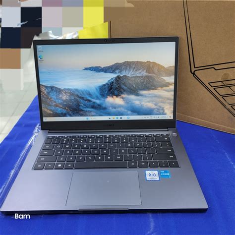 HUAWEI MATEBOOK D CORE I TH GEN GB RAM SSD FULL HD WINDOWS COMPLETE WITH BOX