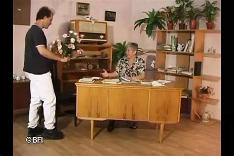 办公室里的老年性爱 Xhamster