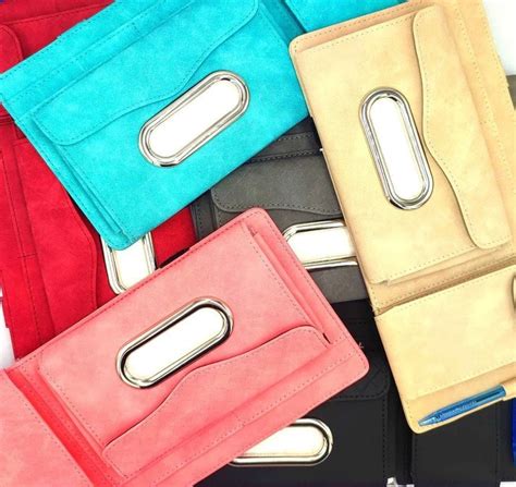 Us Auto ကားနေကာမှန်တွင် အလွယ်တကူ တပ်ဆင်