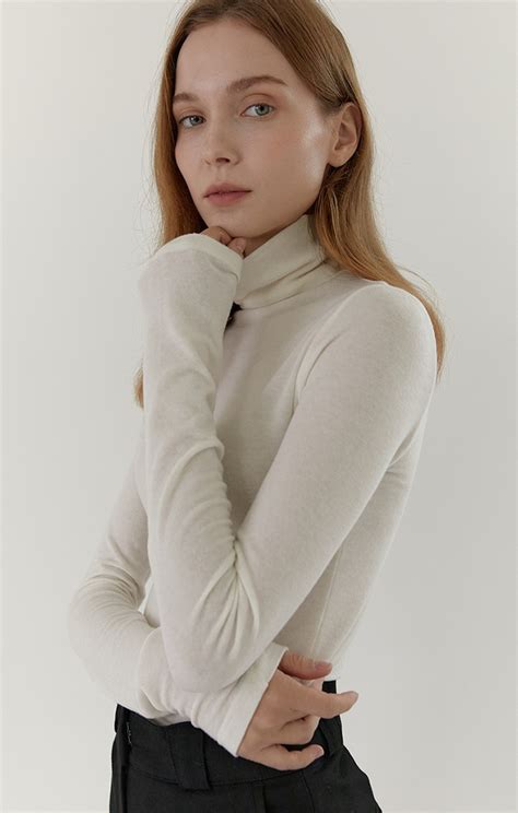 가치 있는 옷 모멧