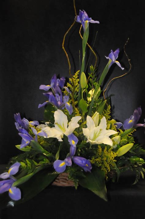 30 Best Flower Arrangements With Iris Images On Pinterest Bearded