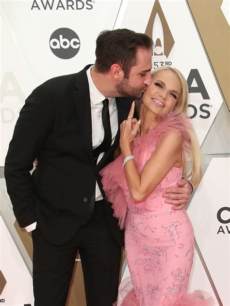 Kristin Chenoweth In Jeans