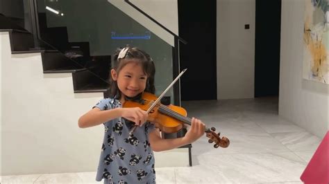 5 Year Old Leanne Loh Plays Bach For Two Violins Concerto In D Minor Violin 2 Youtube