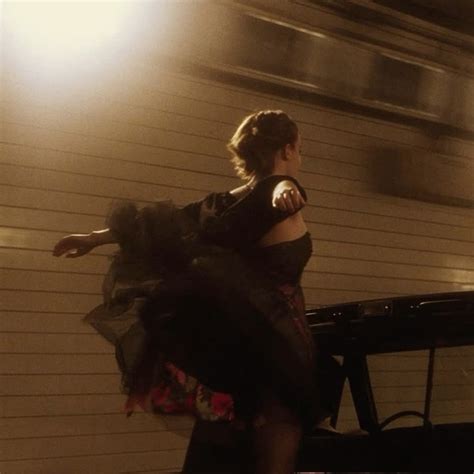 The Perks Of Being A Wallflower Tunnel Scene The Perks Of Being A Wallflower Scenes Perks Of