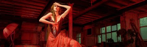 Share A Shoot Simon Carters Quirky Editorial Day With Model Gem Nsfw 6 Min Read