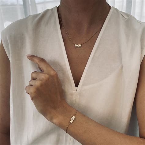 Mom Necklace Gold Necklaces Bud To Rose™