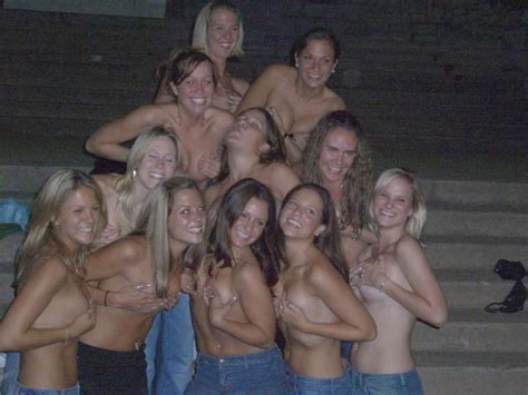 Handbra Pyramid Porn Pic