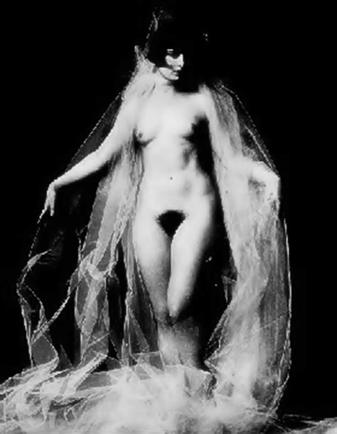 Louise Brooks Archives Sexting Stories Social Tips Crypto And More