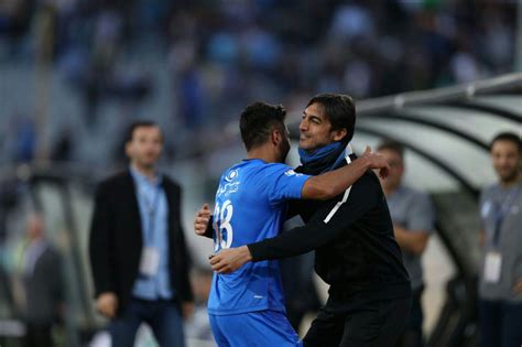 سید مهدی رحمتی به دنبال قرمز پوش کردن ستاره سابق استقلال طرفداری